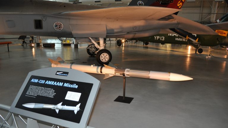 Румыния получит ракеты AIM-120C-8 AMRAAM - ANNA NEWS